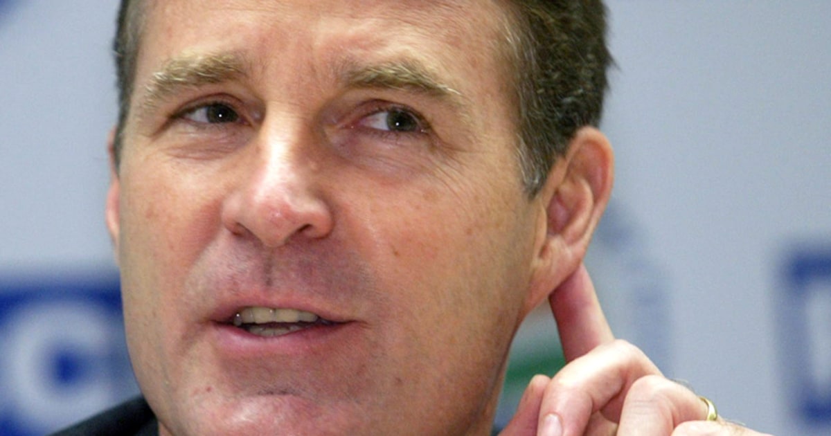 Bayh wants renewed focus on middle class