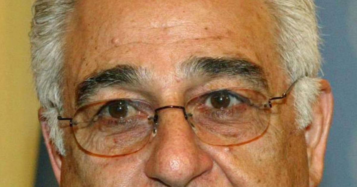 Panel: U.N. oil-for-food official realized personal financial gain