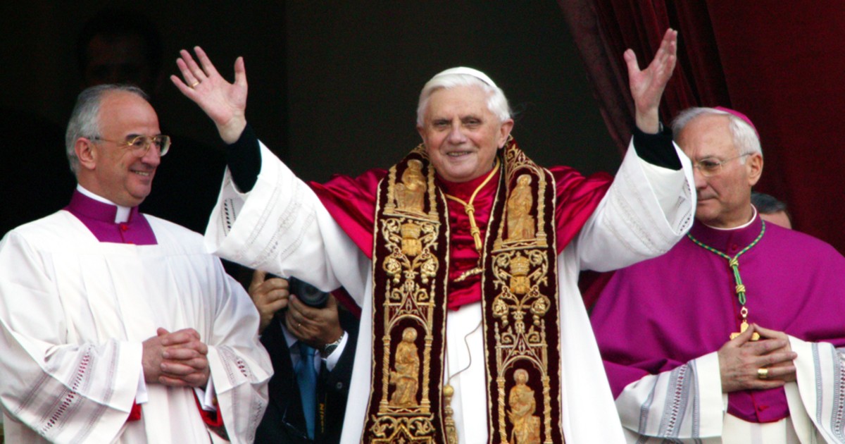 Benedict XVI: German cardinal elected pope