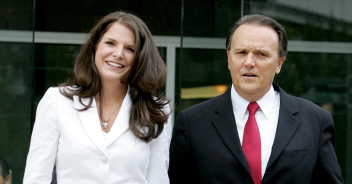 Government drops plans to retry Scrushy