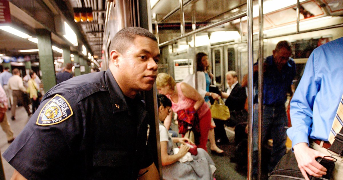 U.S. raises terror alert level for rail systems