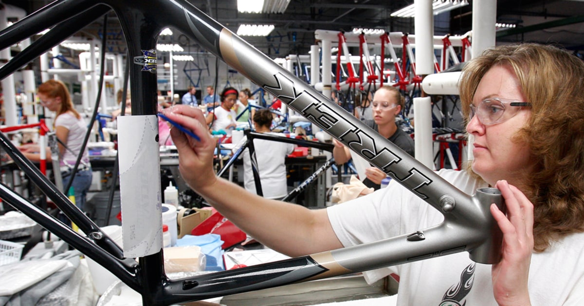 Bike maker rides high with Armstrong