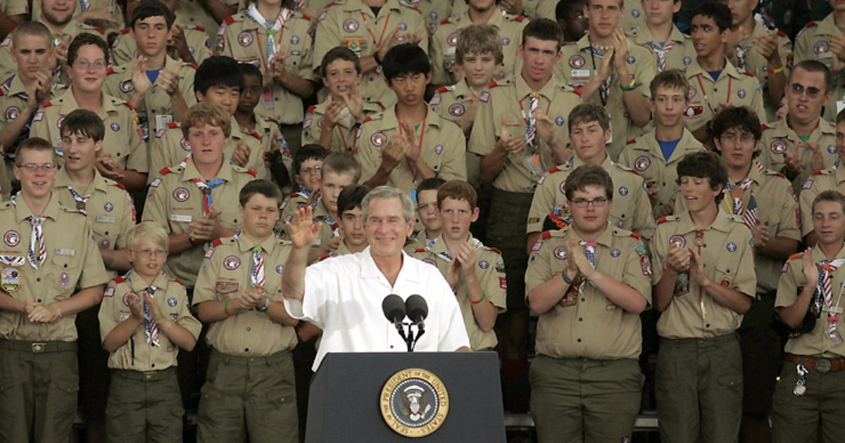 Bush visits Scouts, offers sympathy