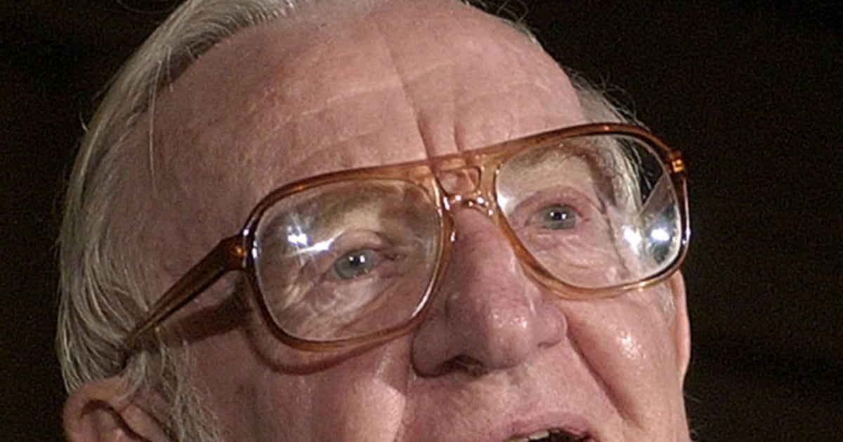 Use of death penalty: Justice Stevens dissents
