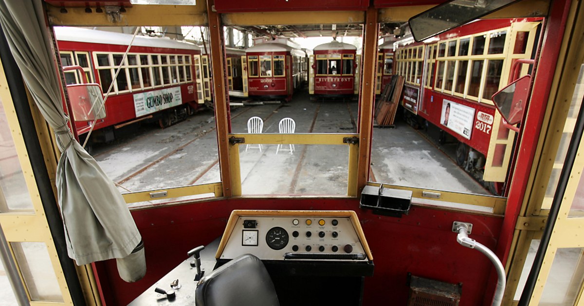 Mayor: New Orleans must lay off 3,000 workers
