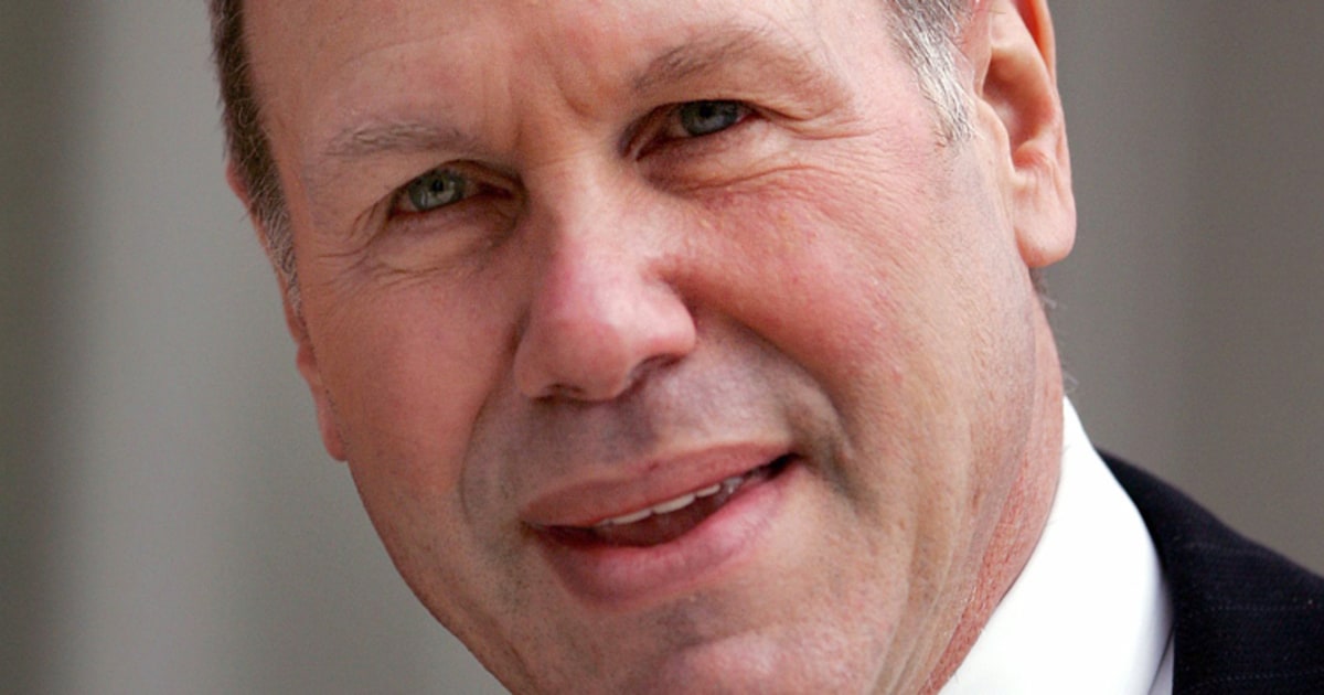 Eisner resigns from Disney board