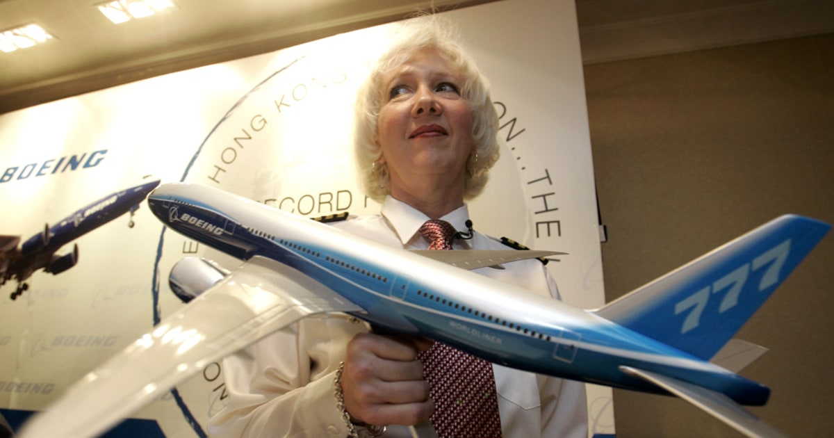 Boeing attempts longest nonstop flight