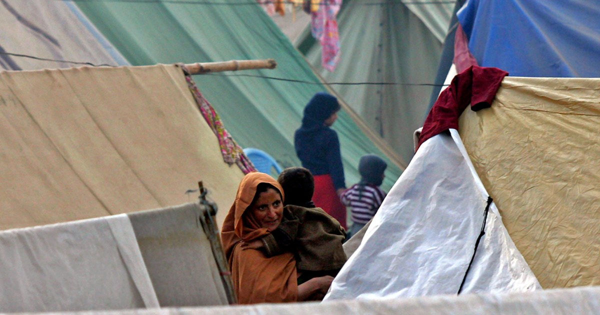 Diarrhea outbreak afflicts hundreds after quake