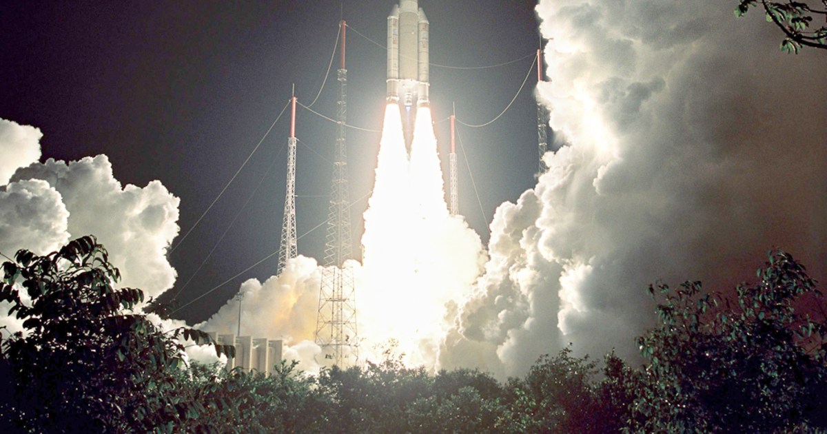 Heavy-lift Ariane rocket puts satellites in orbit