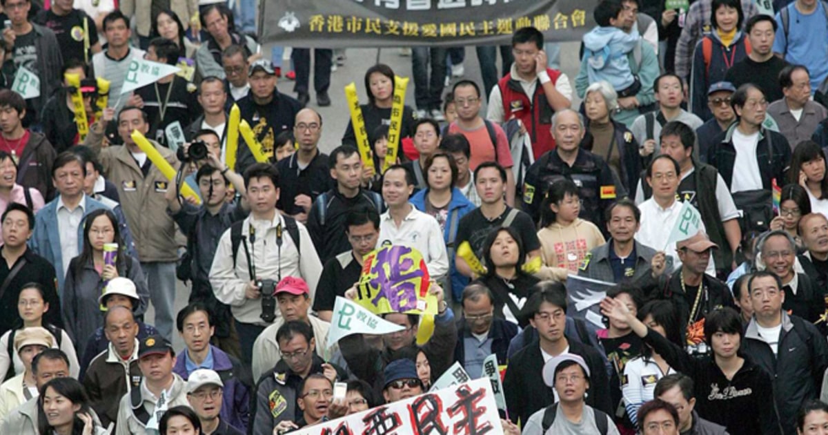 Thousands rally for democracy in Hong Kong