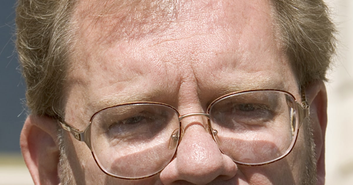 Convicted murderer loses bid to be lawyer