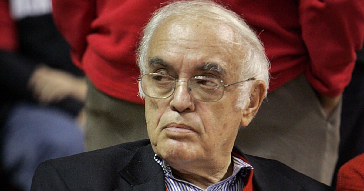 Novak says Bush knows who leaked name