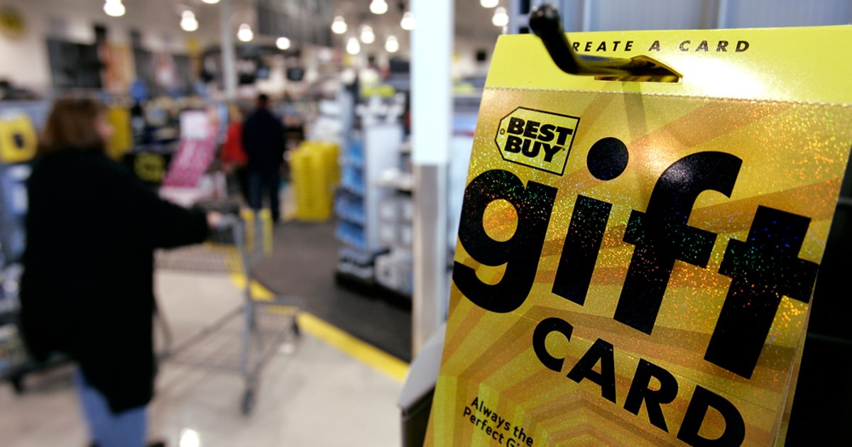Shoppers return to stores with gift cards