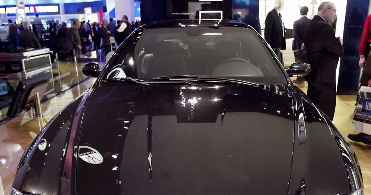 Less-pricey luxury cars lead high-end sales