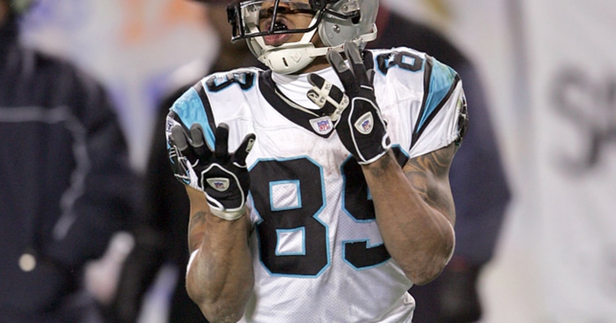 Smith serves as Panthers' small wonder