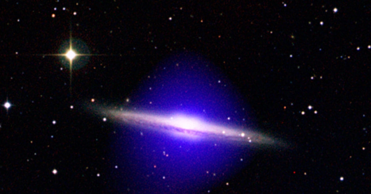 X-ray halo hints at galaxy-building process