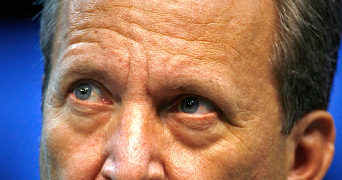 Harvard president says he’s resigning