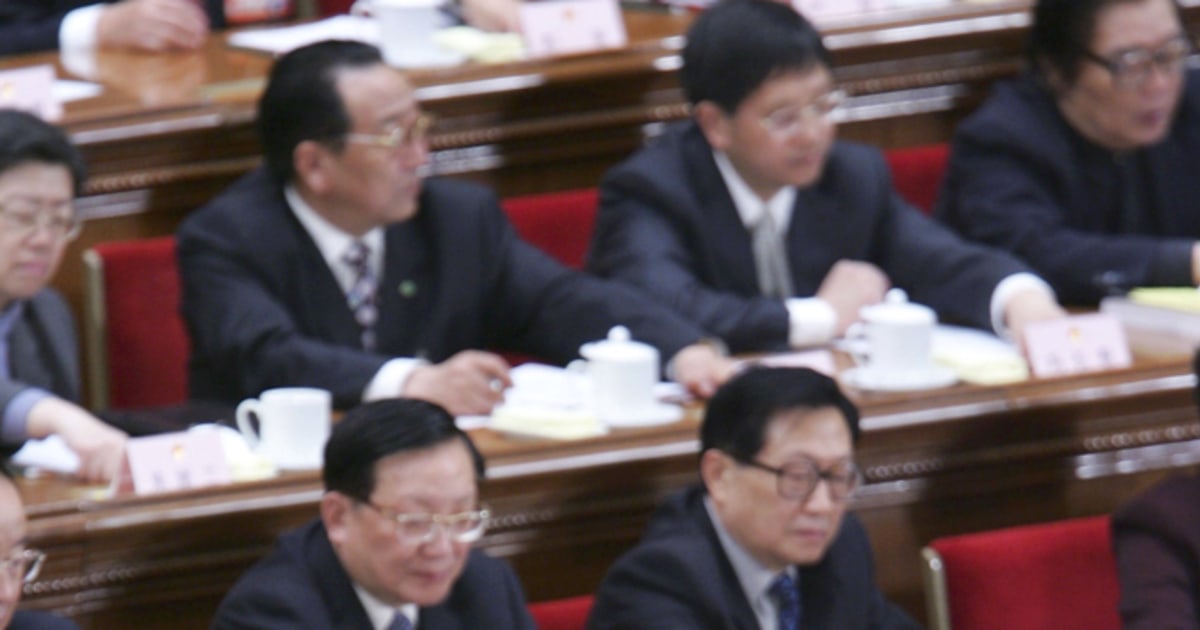 China's Hu to public: Get a grip on the greed