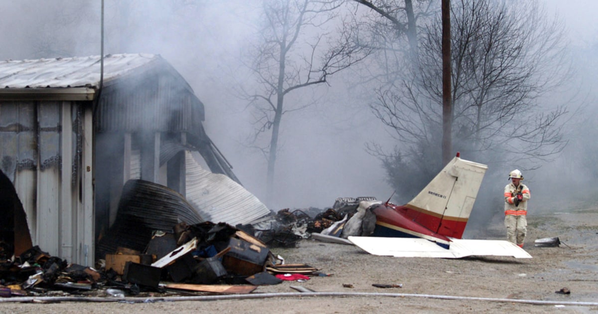 4 killed in Missouri plane crash