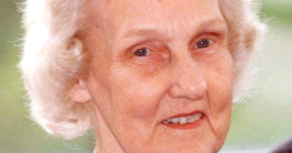 Wife of Sen. Byrd dies after long illness