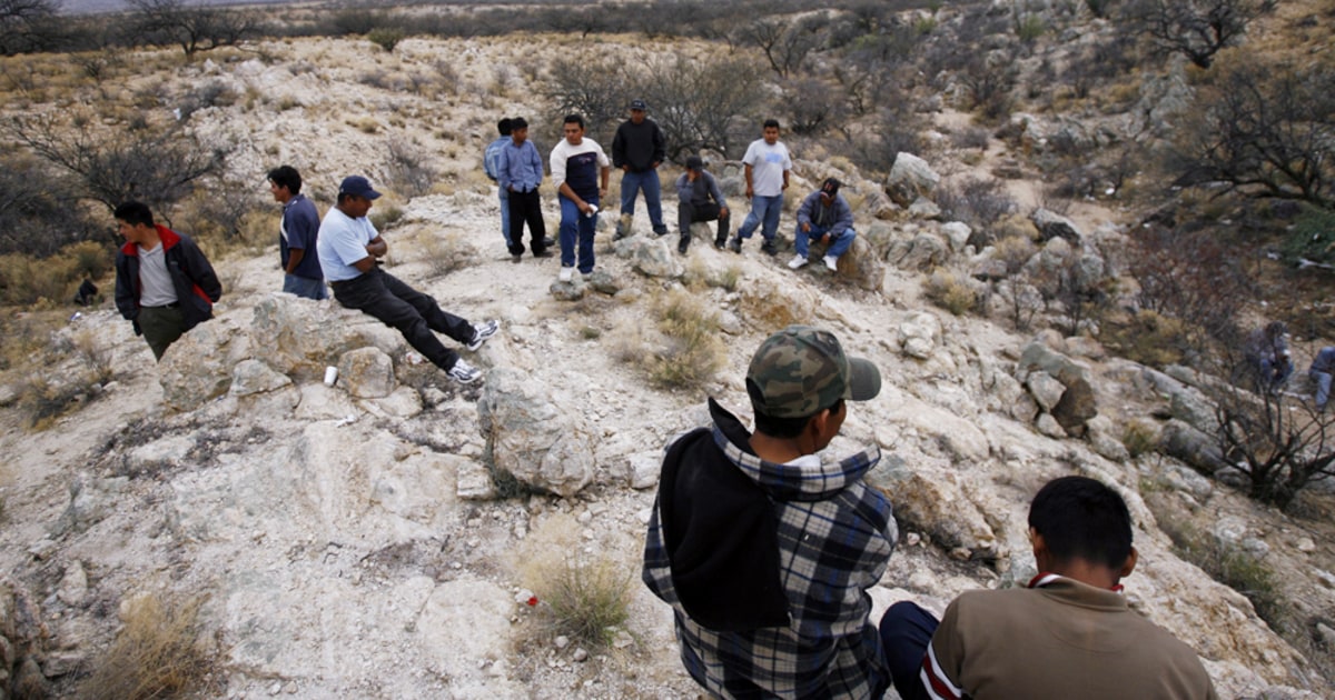 Sensing change, migrants rush to the border