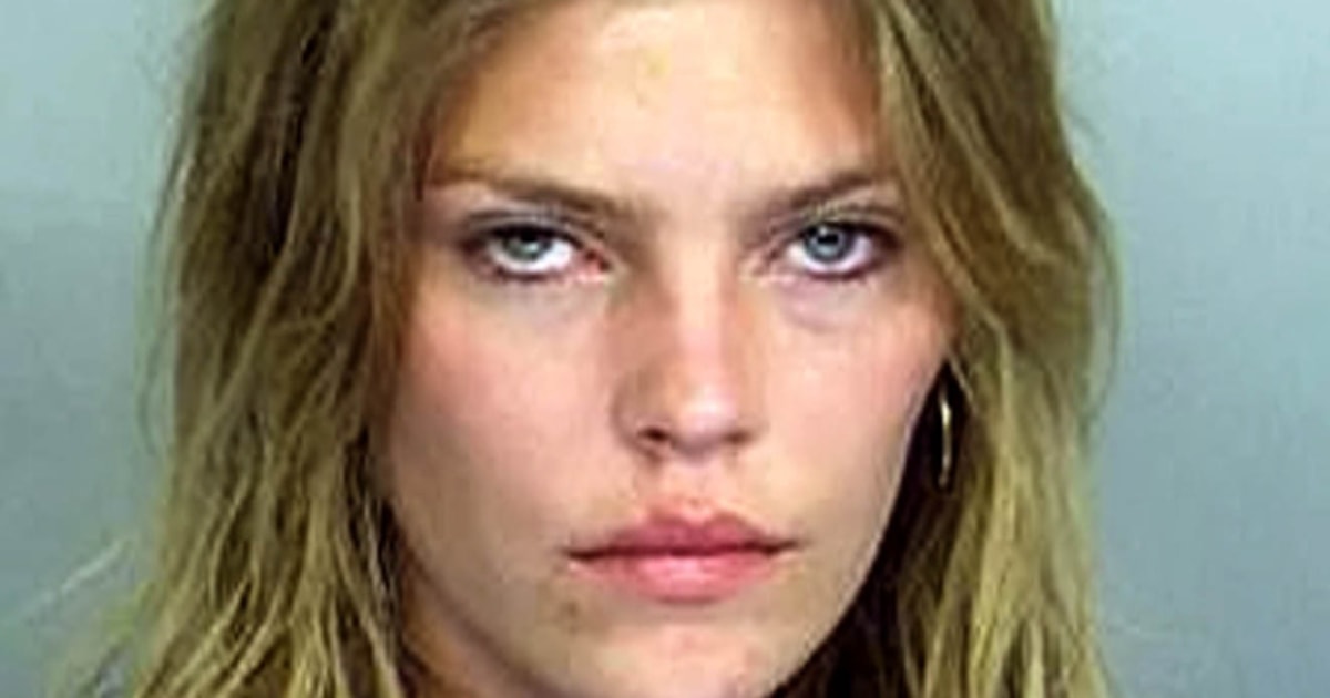 Swimsuit model arrested over in-flight fight