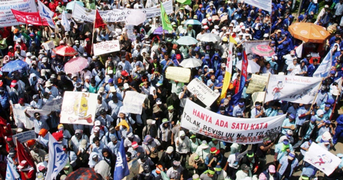 Workers around the world mark May Day