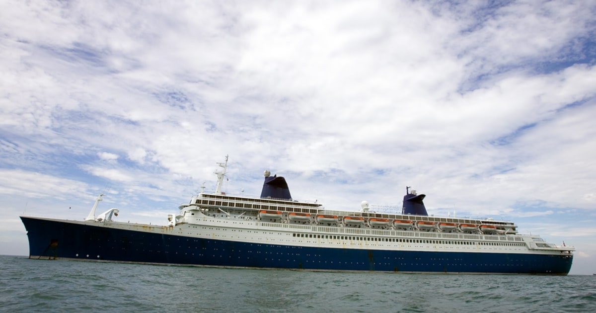 Retired cruise ship now asbestos battleground
