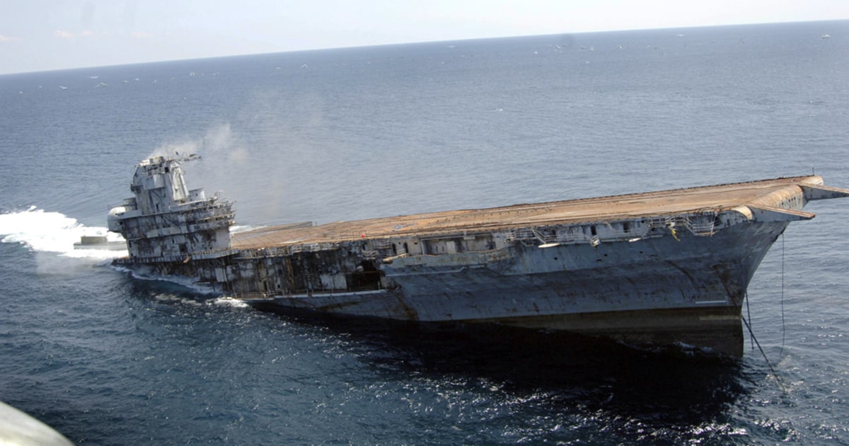 Aircraft carrier sunk to make artificial reef