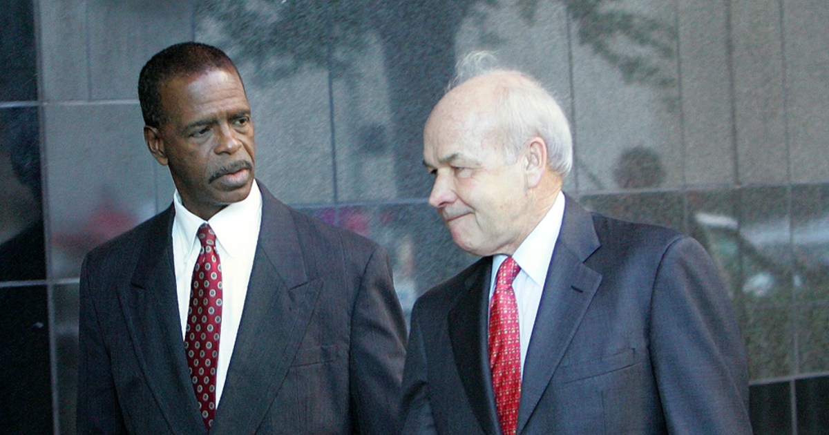 Enron jury completes first full day of talks