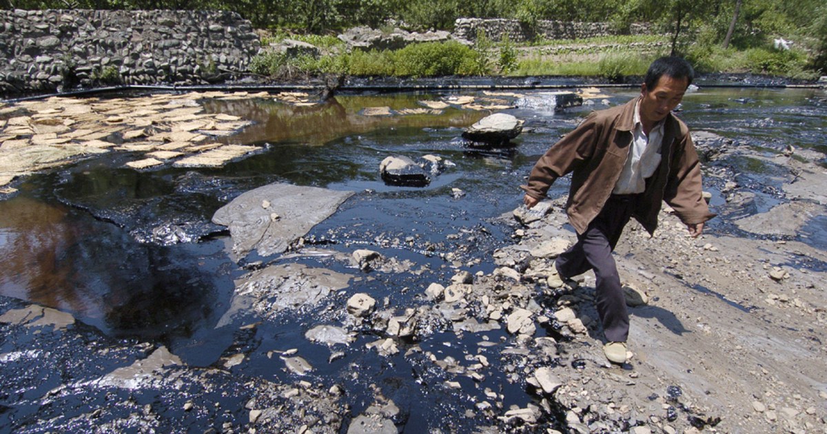 Polluted river exposes China’s ecological woes