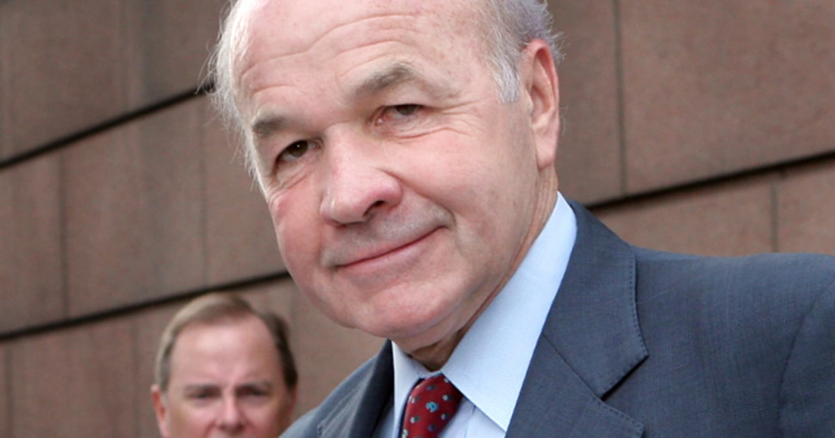 Enron founder Ken Lay dies of heart disease