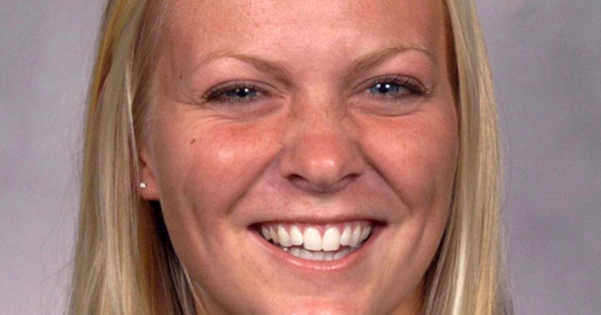 Misidentified woman in crash begins walking