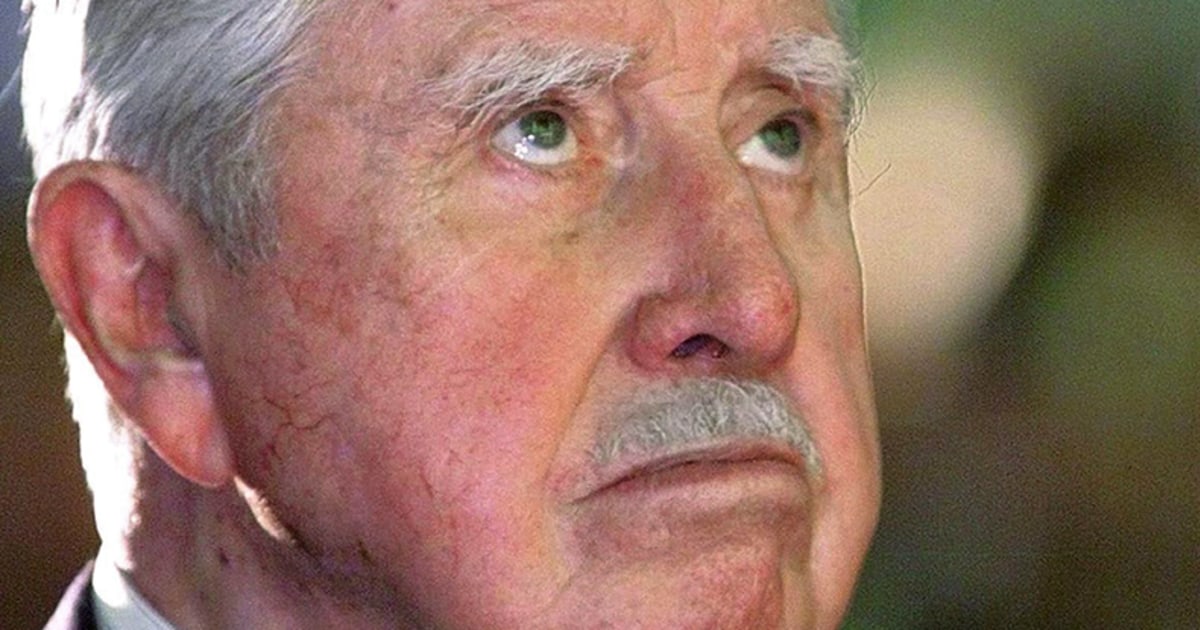 Pinochet under house arrest on torture charges