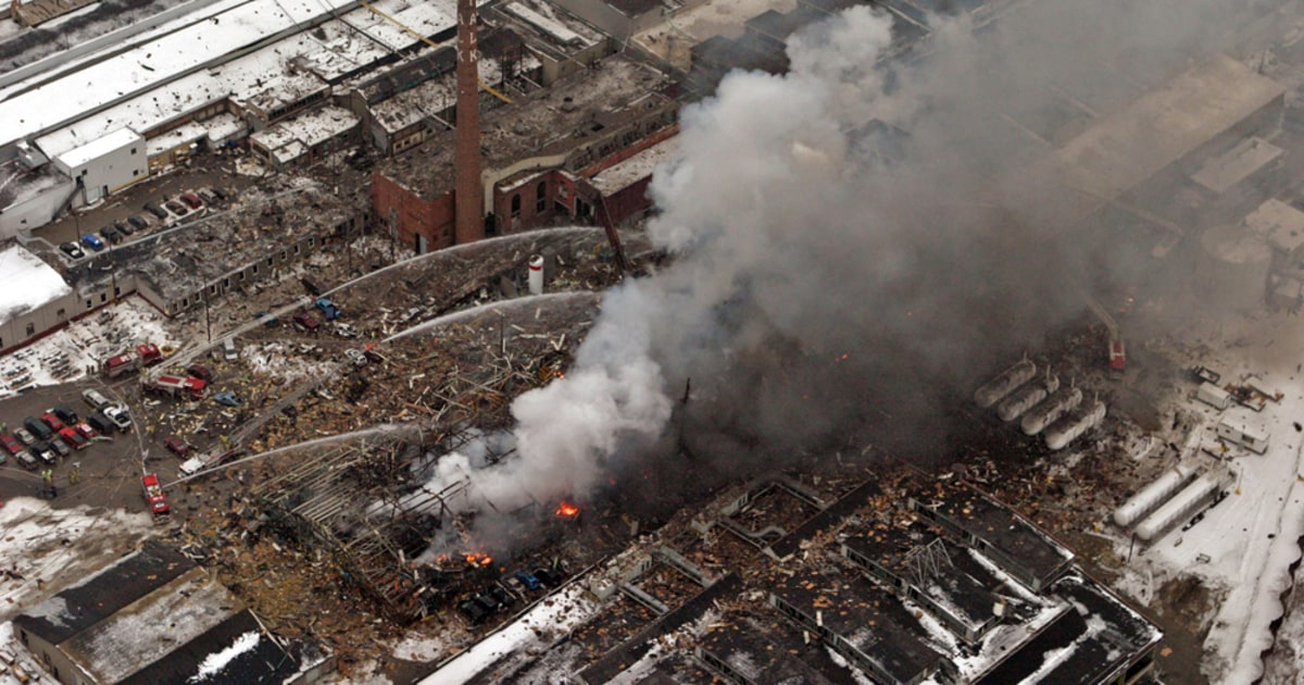 3 killed, 46 hurt in downtown Milwaukee blast