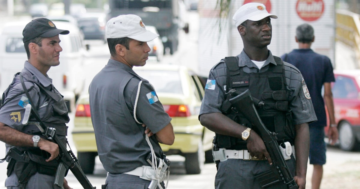 Police fortify Rio in wake of deadly gang attacks