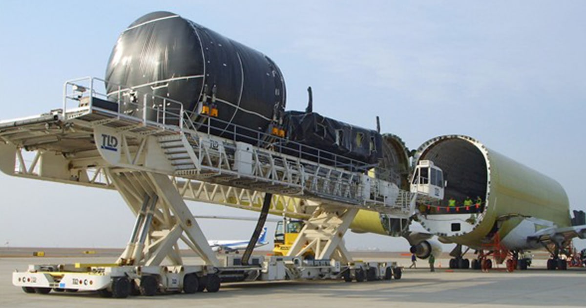 Boeing scraps plans for 787 wireless system