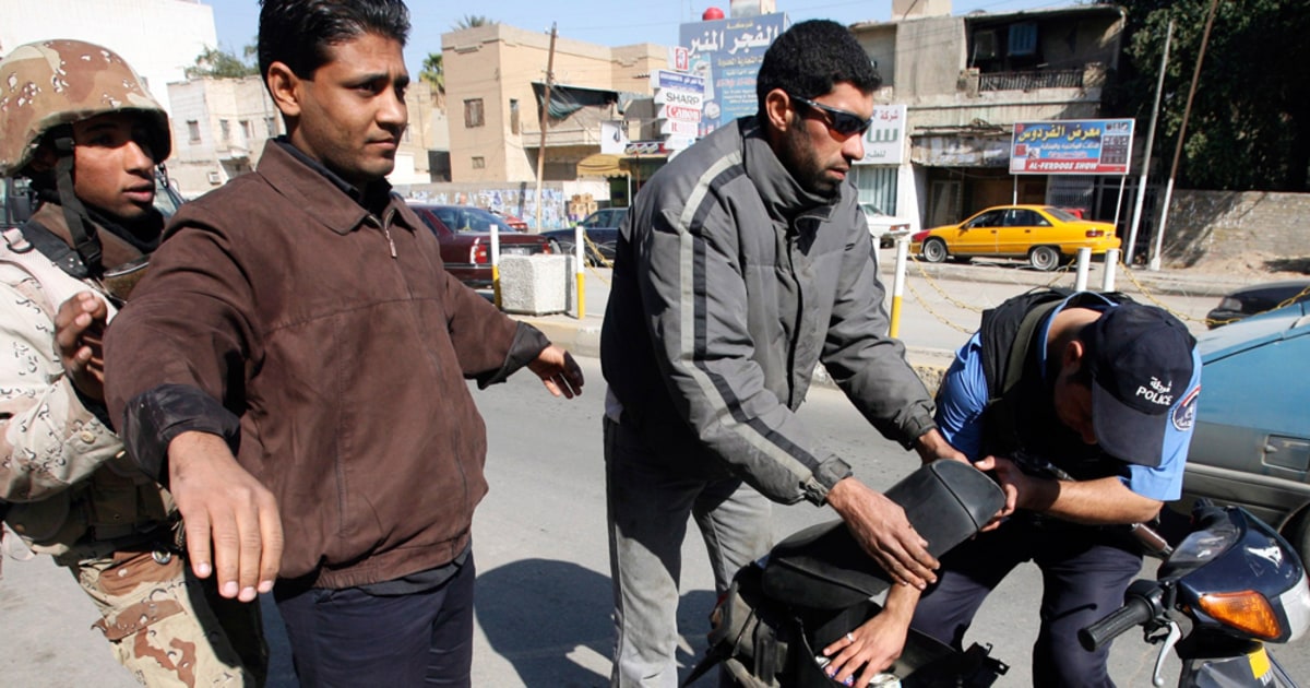 U.S., Iraqi forces detain deputy minister in raid