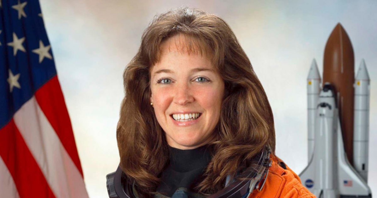 NASA picks team to review astronaut care