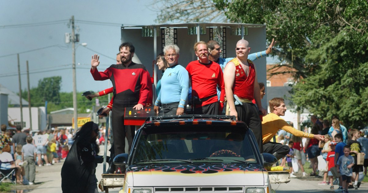 Iowa town eyes future with Star Trek’s Kirk