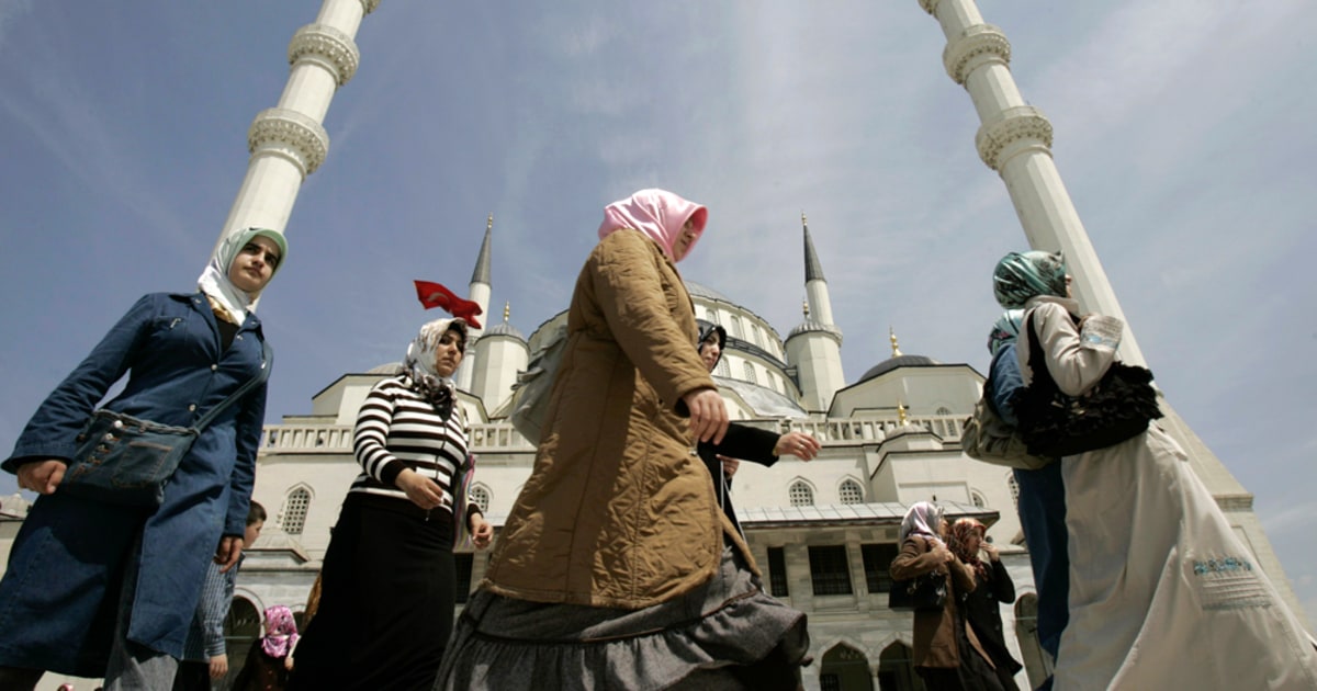 Turks find much to like in ruling party