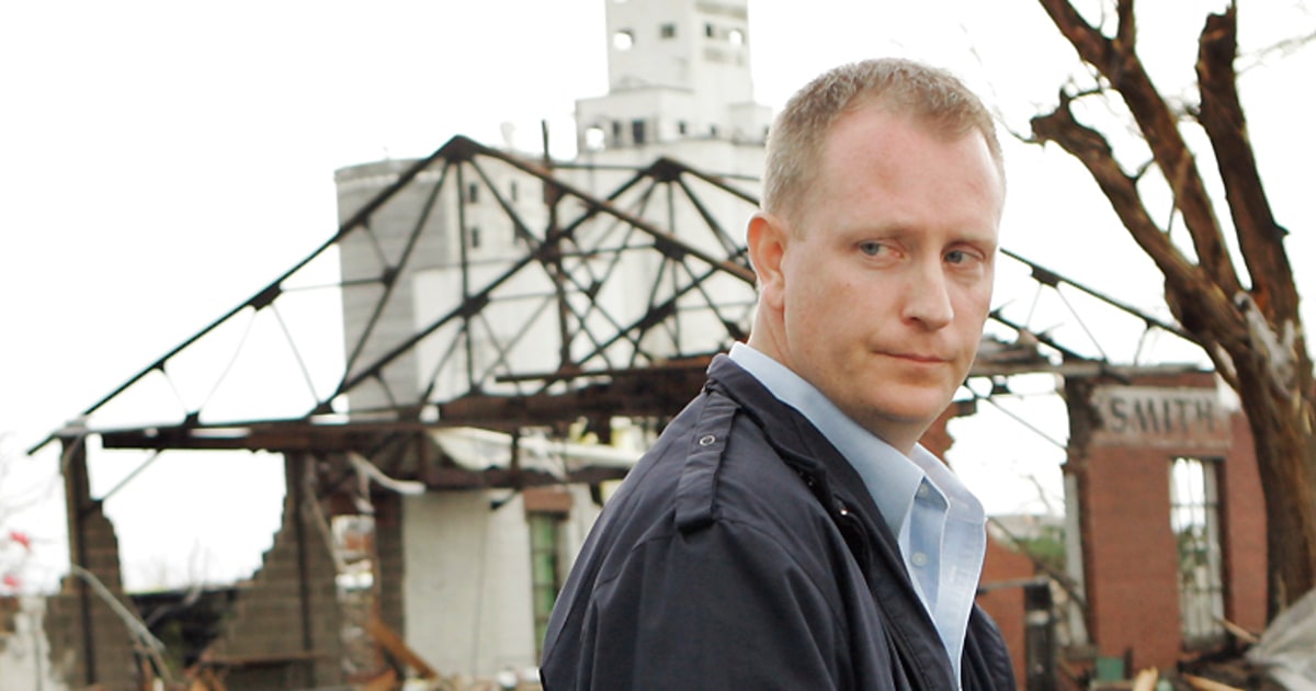 Kan. official puts town first, own losses second