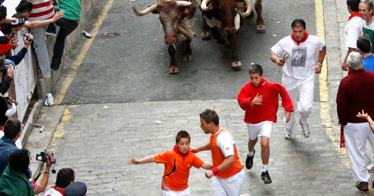 Dad has visitation rights revoked after bull run