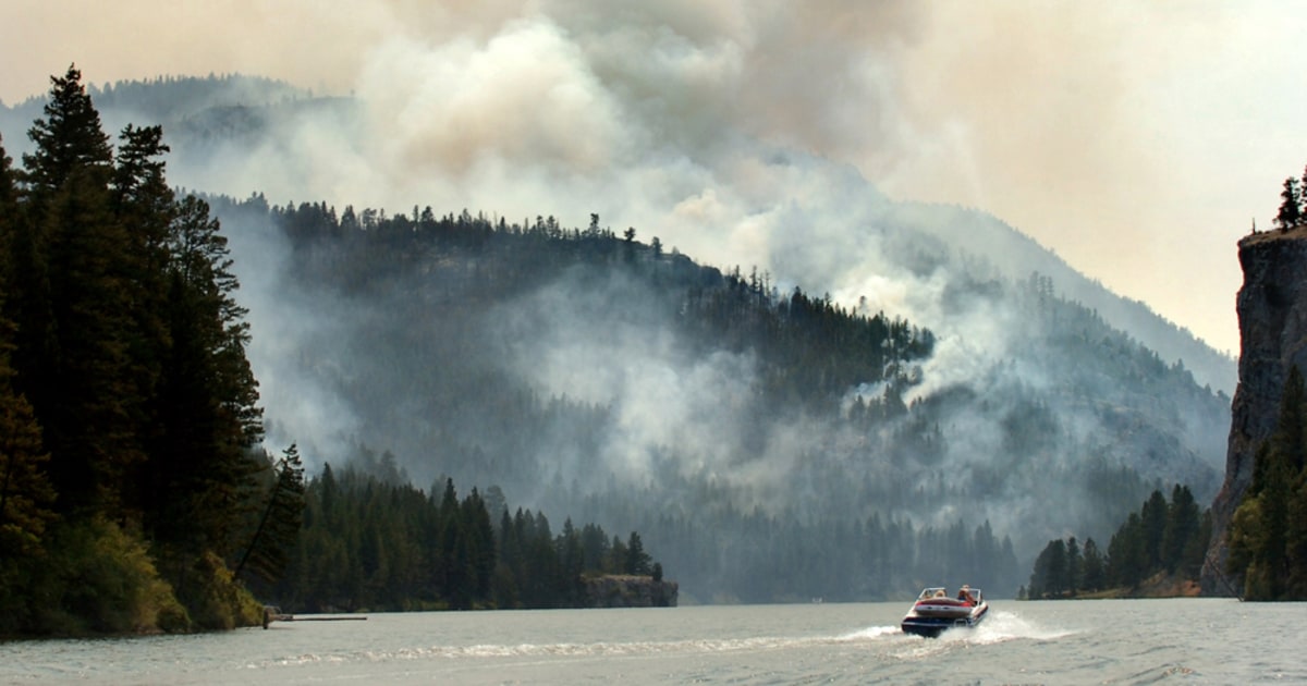 Highway reopens near wind-whipped wildfire