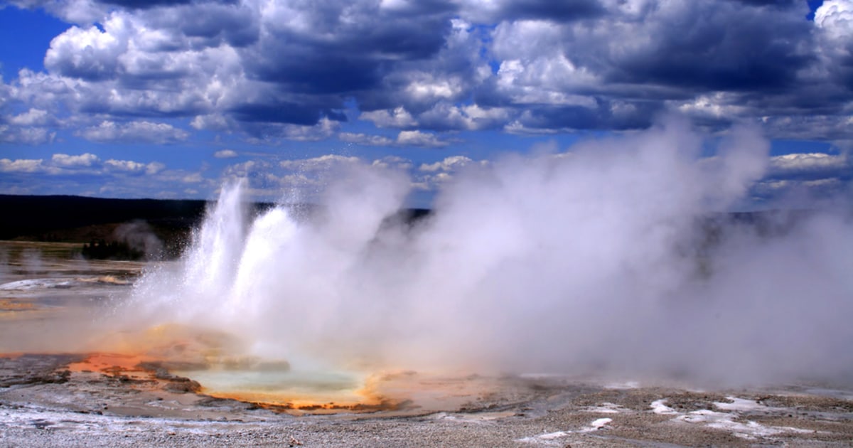 10 amazing volcano adventures