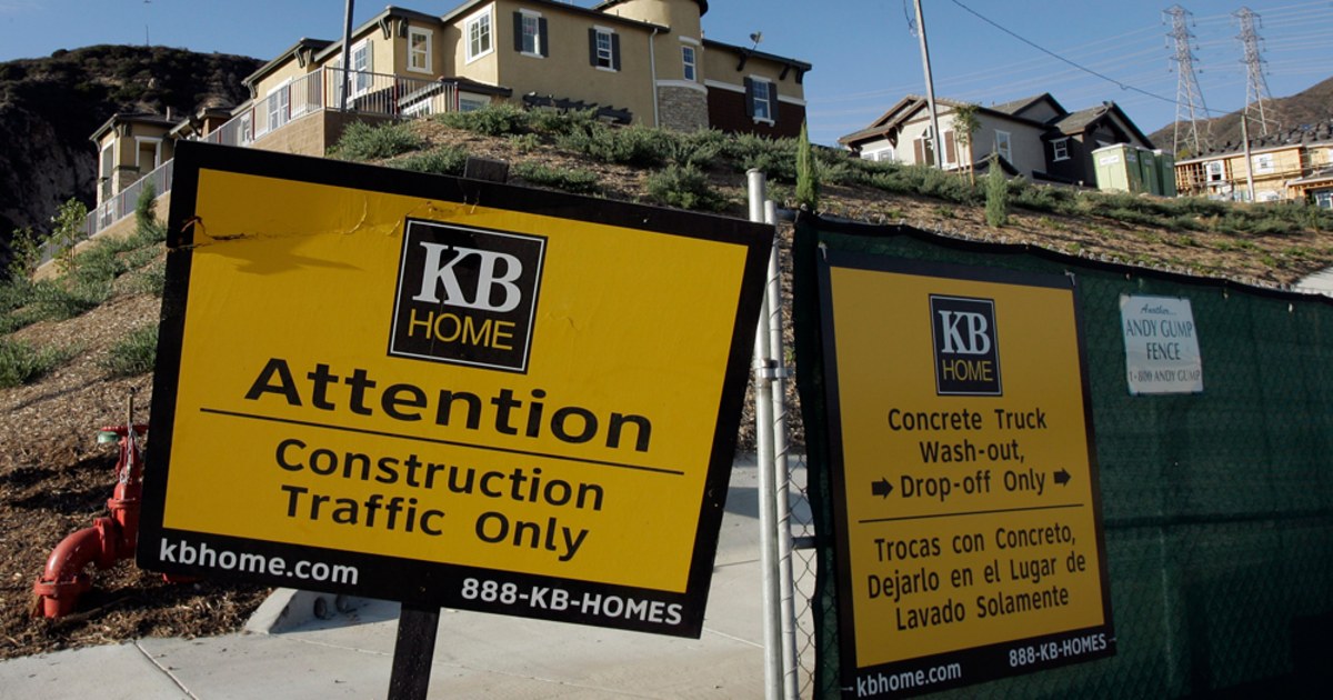 KB Home posts loss amid housing decline
