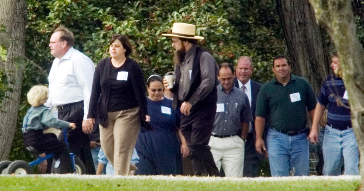 Amish school massacre to be marked privately