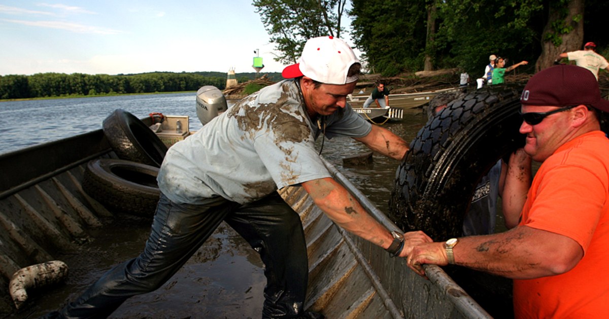 The river's garbage man
