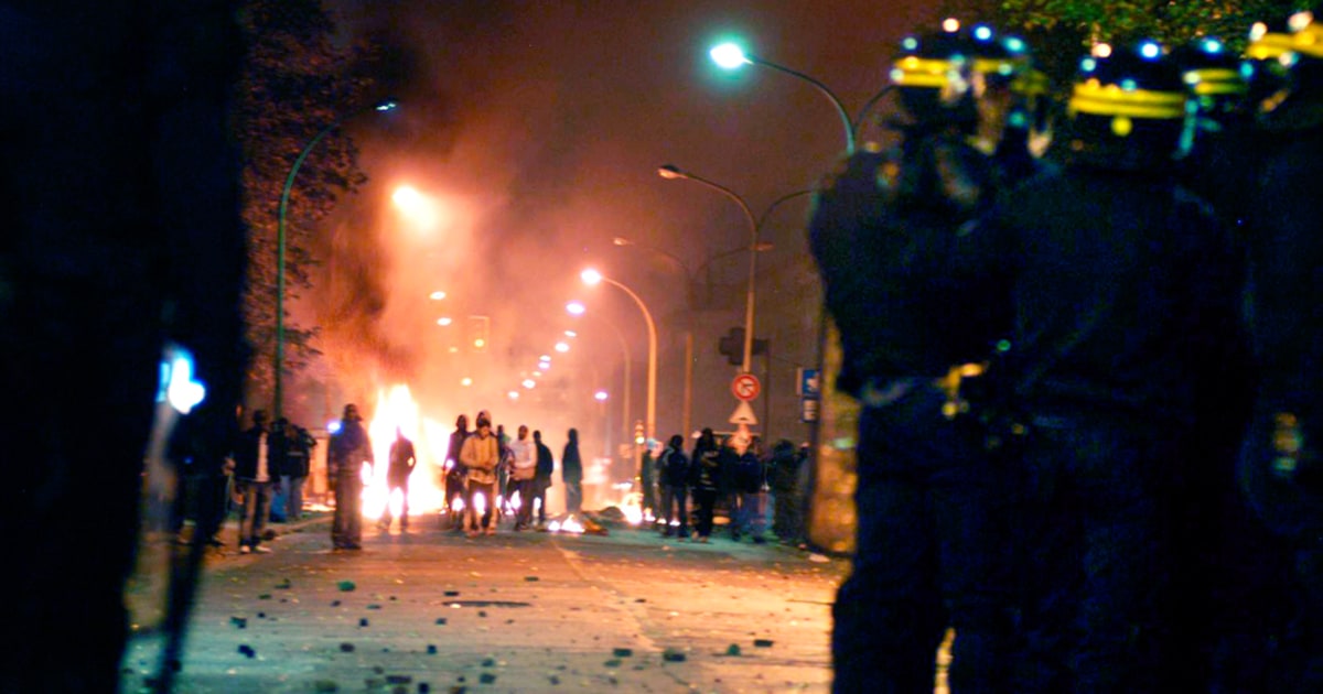 Forging a voice in ‘France’s high-rise hell’