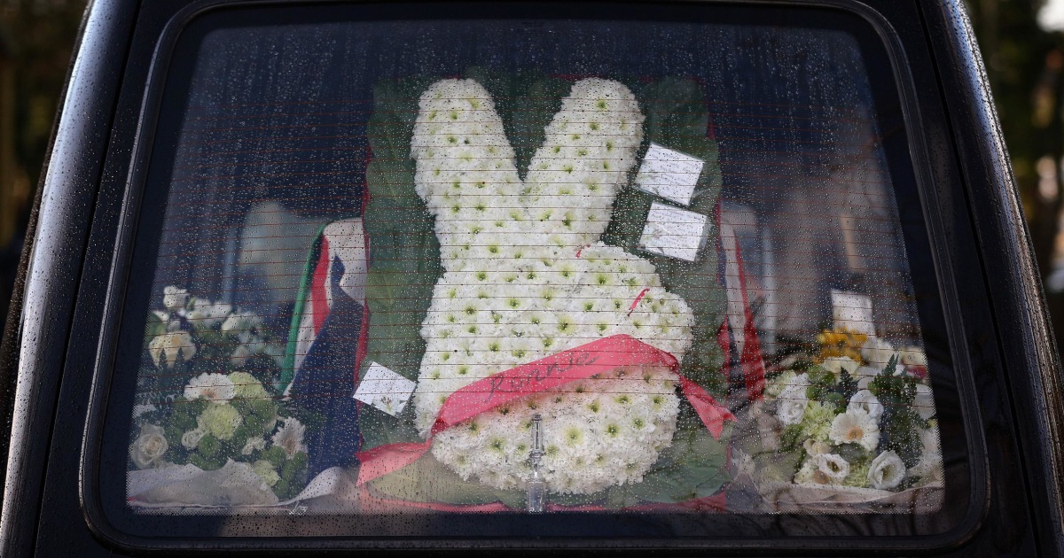 Obscene Flowers Are Train Robber's Last Dig